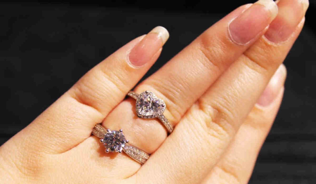 Which diamonds suit your hand shape | Fabulously