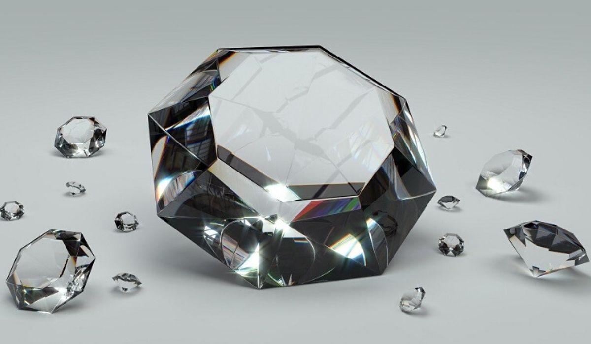 How to tell a Diamond simulant from a real Diamond | Fabulously