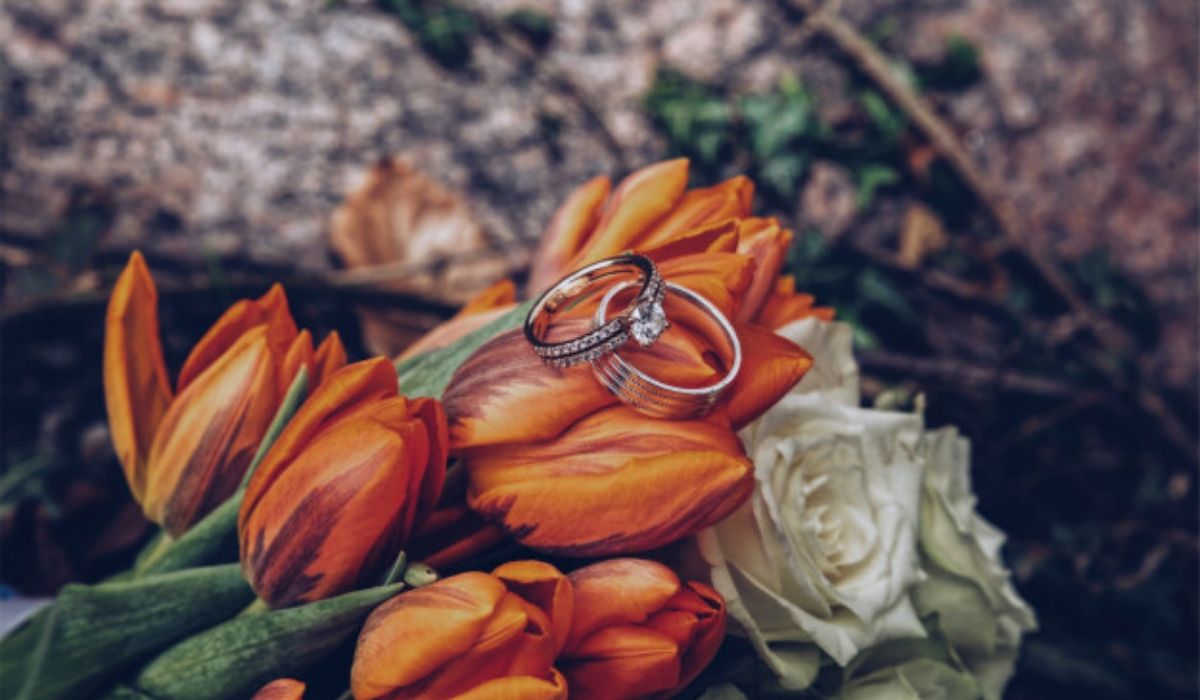 How to Find the Perfect Engagement Ring | Fabulously
