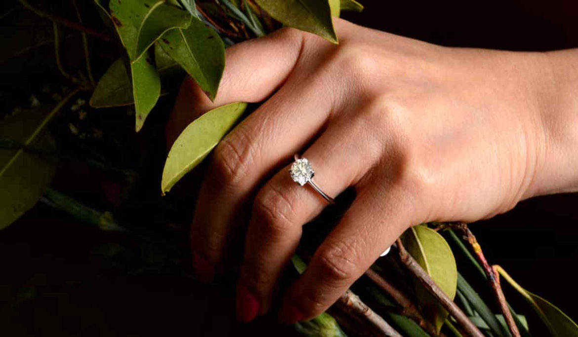 Which diamonds suit your hand shape | Fabulously